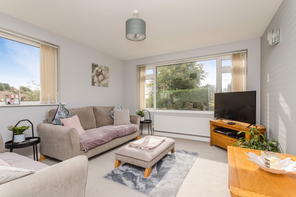 3 bed, Flat in Brighton, BN1 5GP - Price £275,000 - Ref:c4e7c34c-87b9 ...
