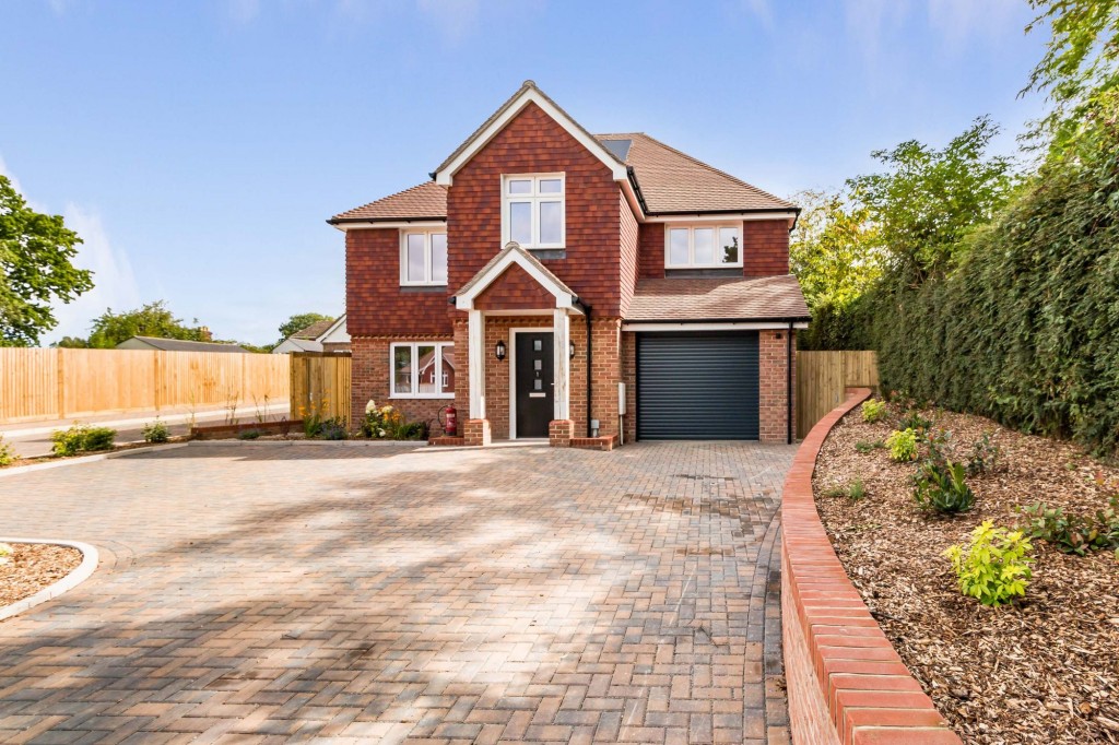 4 bed, House in Buxted, TN22 4LE - Price £765,000 - Ref:facce0b3-e95c ...